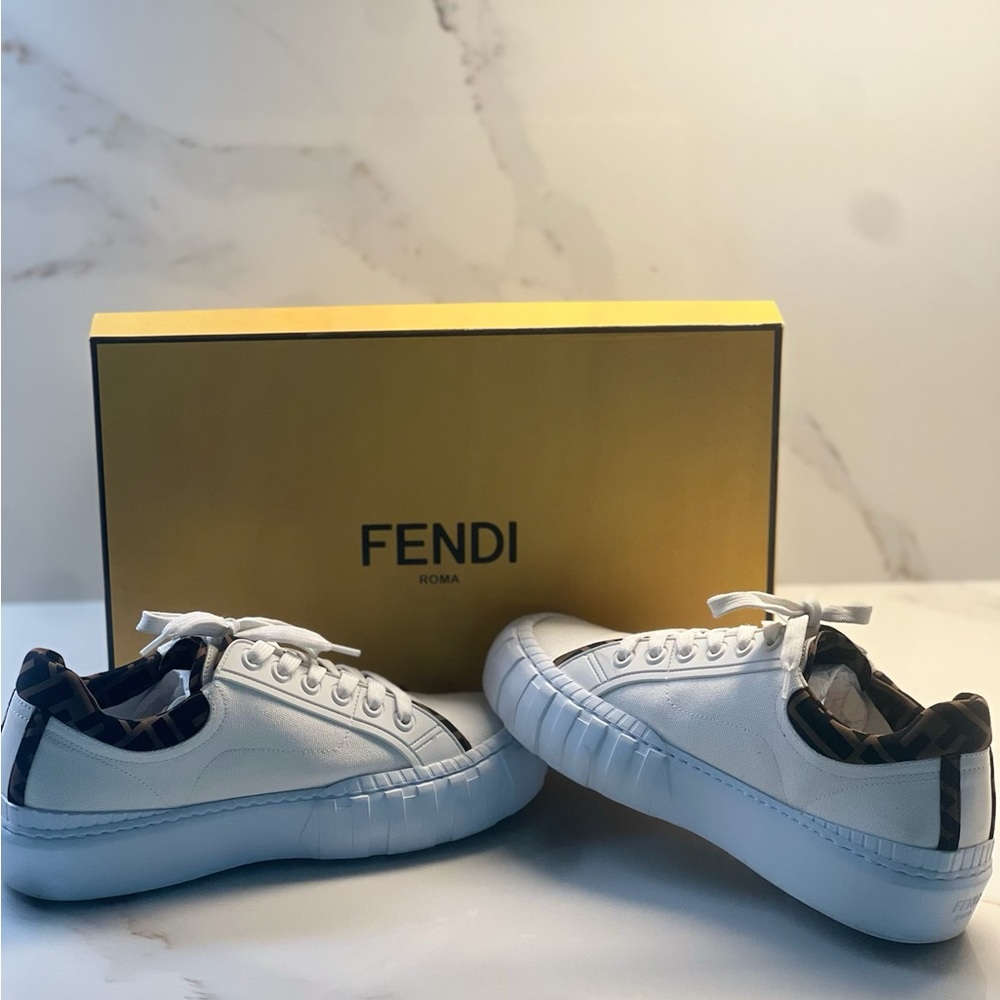 Fendi Roma Canvas Sneakers Size 40 - Gem